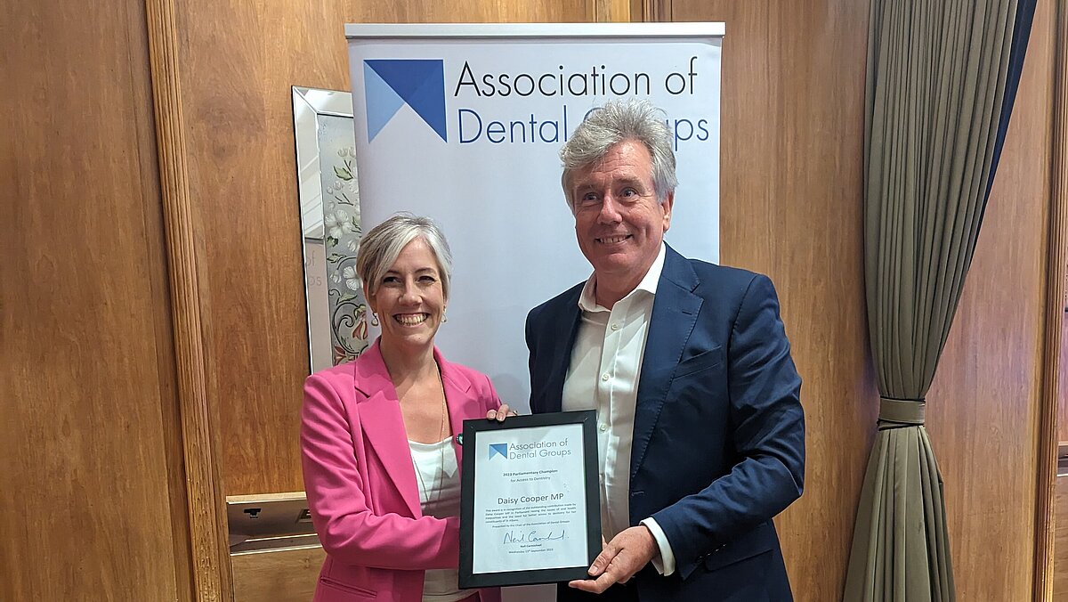 Daisy Cooper MP awarded parliamentary award for access to dentistry ...